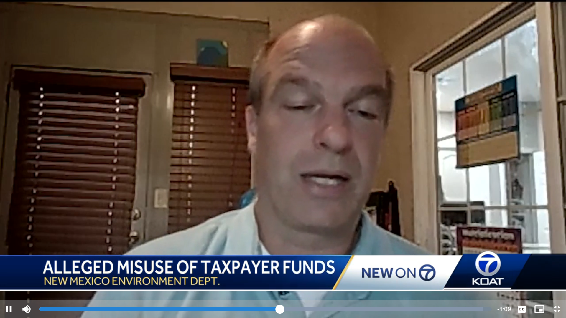 MLG Environment Secretary: flying in comfort (and against state rules ...